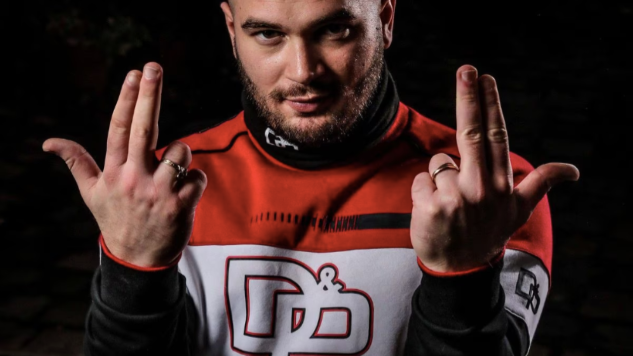 Jul : rencontre mythique avec des fans dans la rue à Monaco