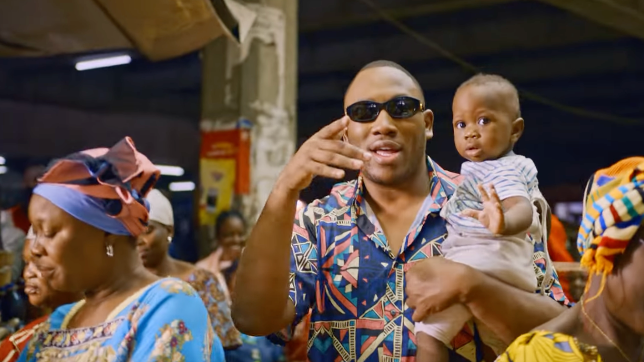 Avec Mokobé, c'est "Carré"