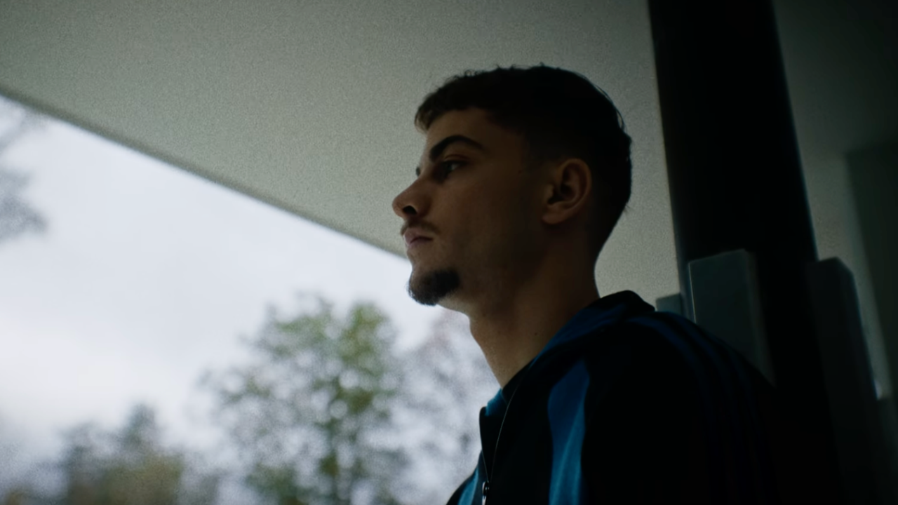 Bekar veut que tout "Brûle dans le silence"