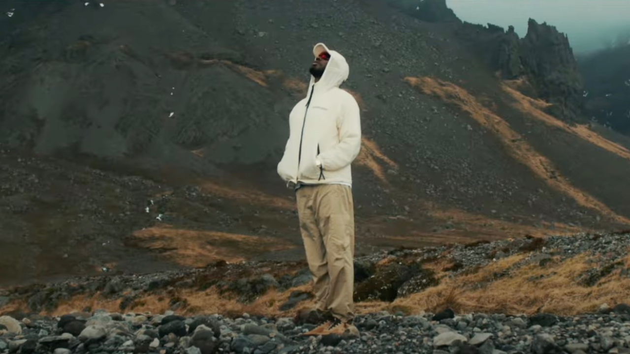 Elh Kmer fait le tour du monde dans "Nouvelle Map"