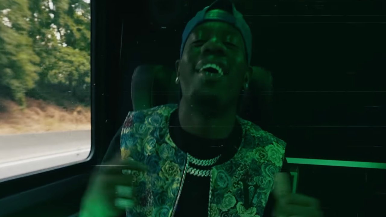 Franglish dévoile "Trop Parler", un morceau surprise