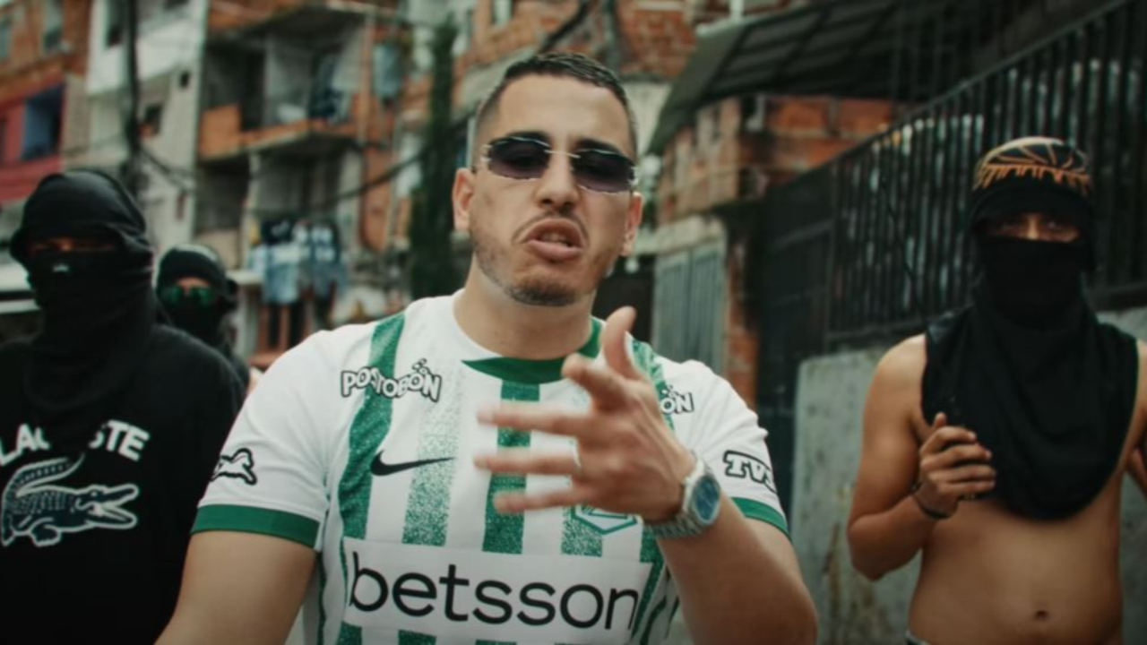 Niaks est "Matrixé" dans son dernier clip