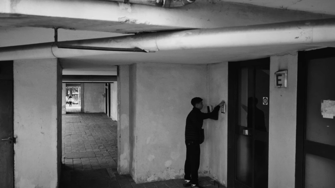 Rhove dévoile un featuring avec Jul "Amore Mio"