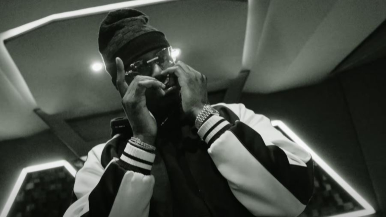 Werenoi, Ninho et Damso font du sale sur "Triple V"